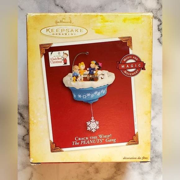 Hallmark | Holiday | 205 Hallmark Keepsake Ornament Peanuts Gang Crack ...